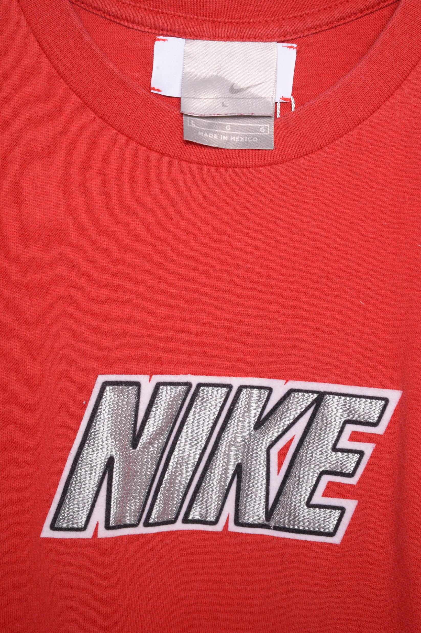 Nike Embroidered Tee – The Vintage Twin